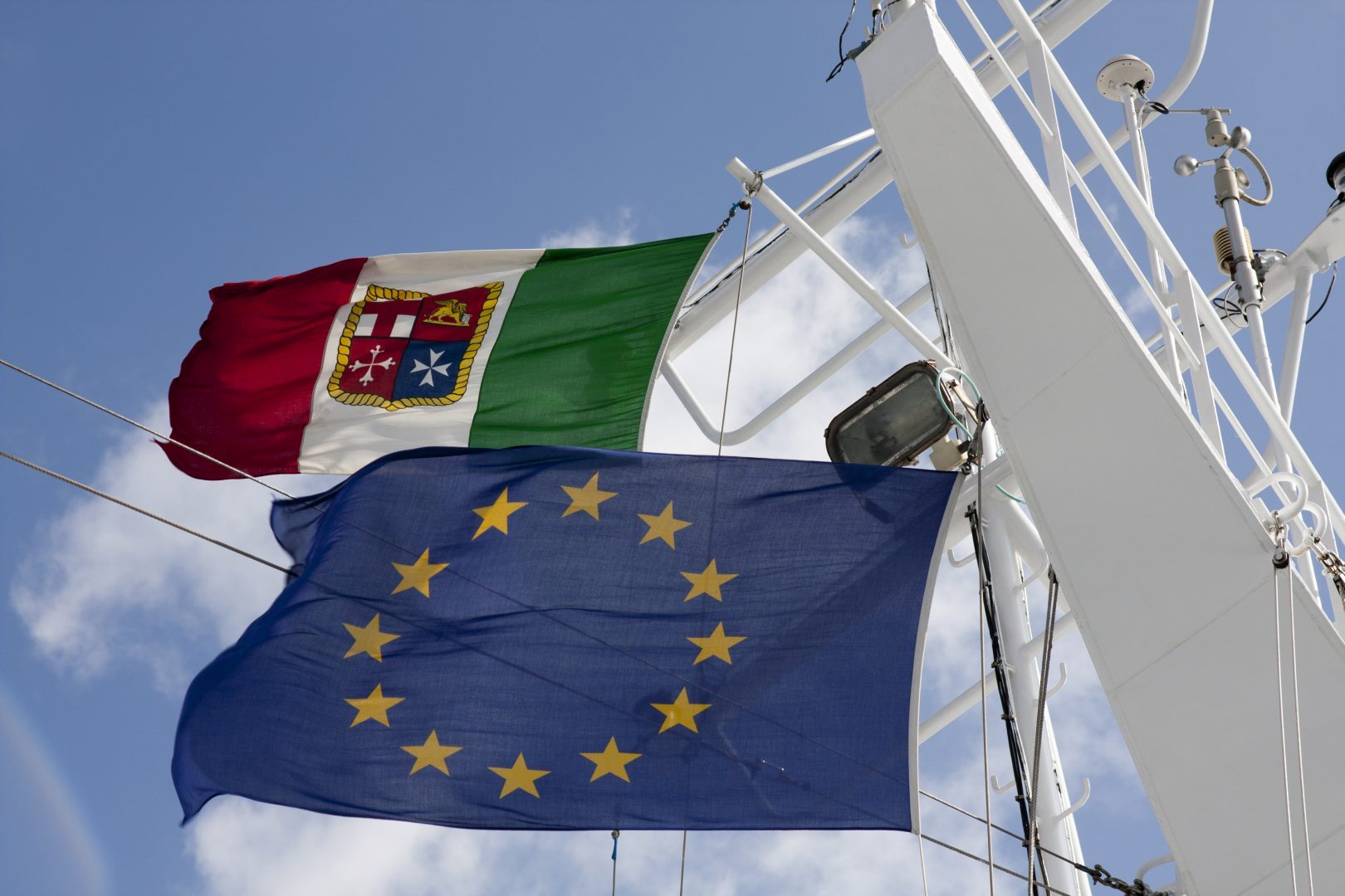 Security in the Mediterranean basin - Friends of Europe